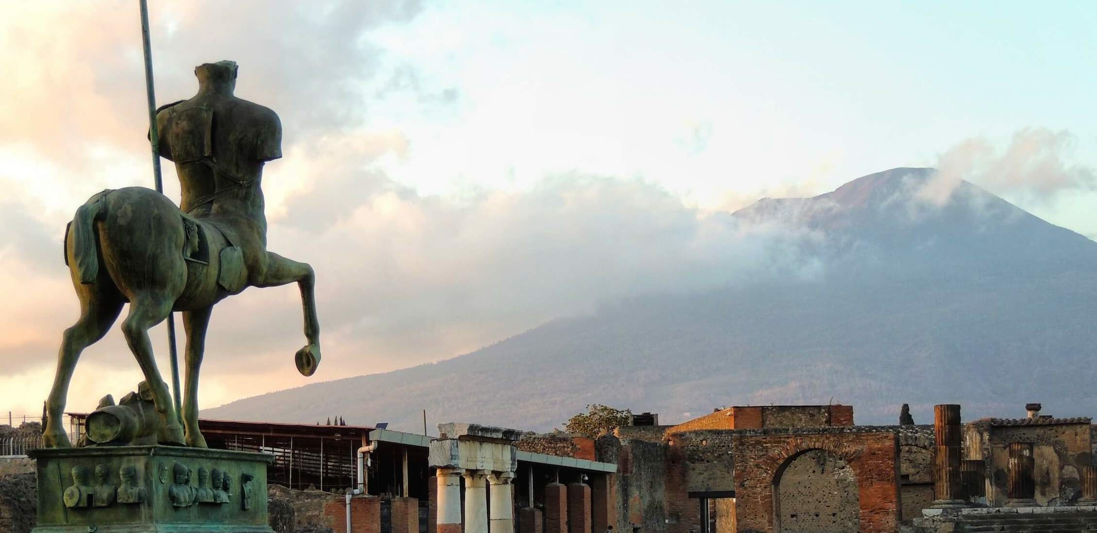 Pompeii & Mt Vesuvius Tour - Through Eternity Tours