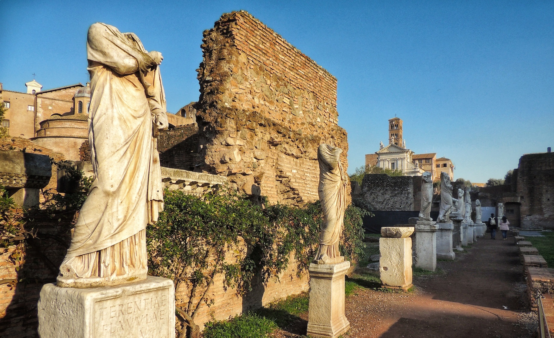 Roman Forum Virtual Tour: Inside Ancient Rome - Through Eternity Tours