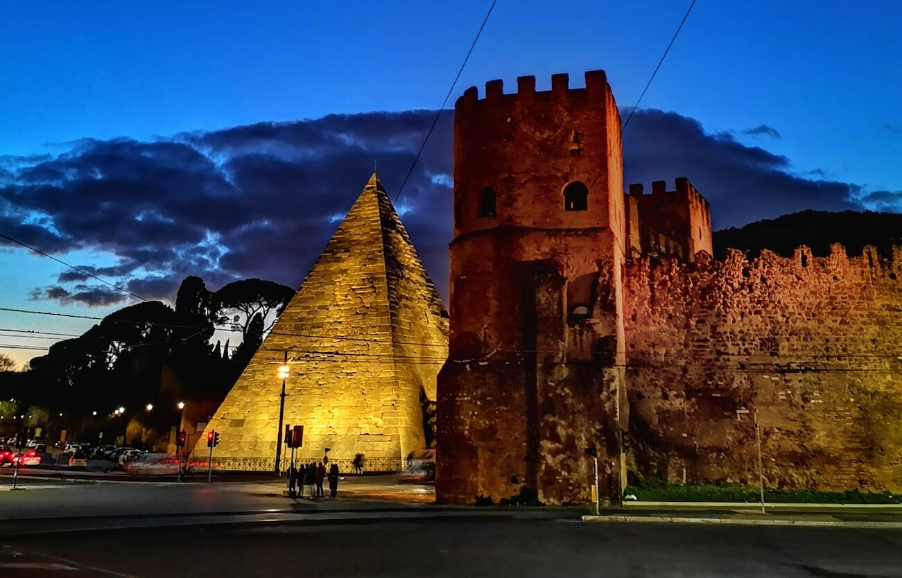 Hidden Rome Tour: 3 spectacular sites - Through Eternity Tours