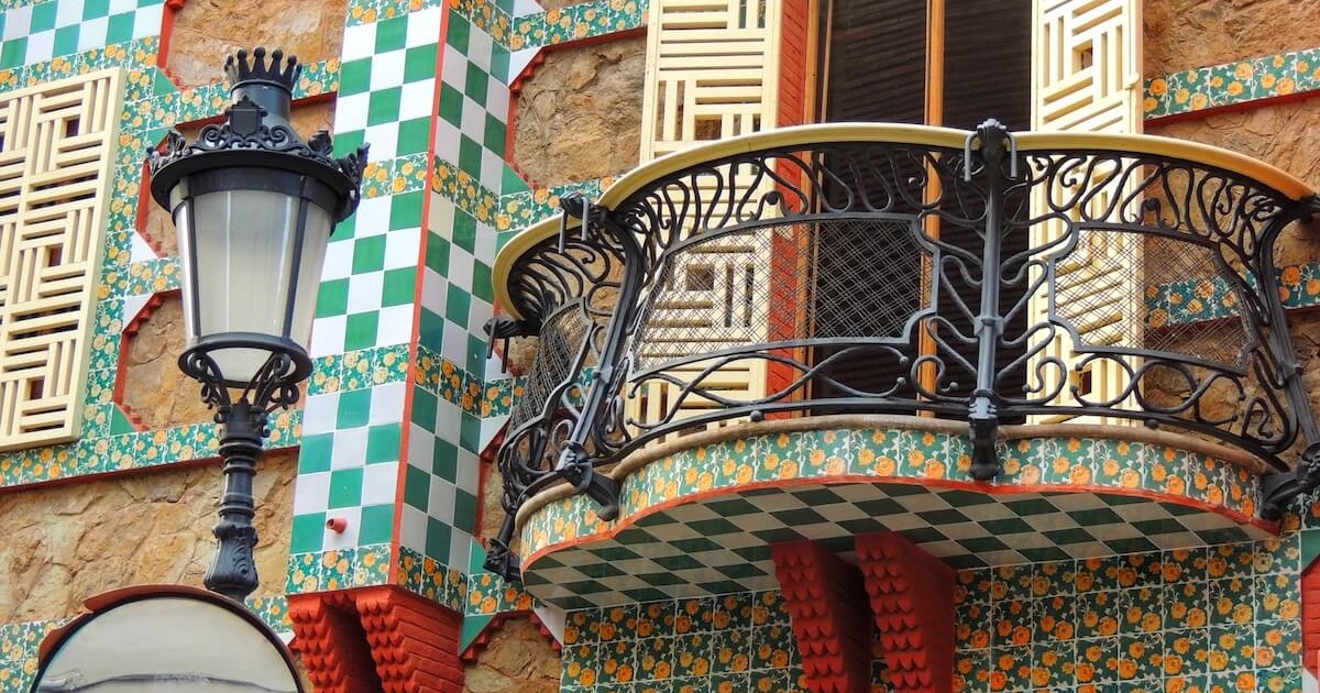 Where to see Gaudí’s architecture in Barcelona - Through Eternity Tours