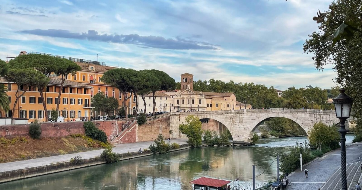 The Most Beautiful Bridges in Rome - Through Eternity Tours